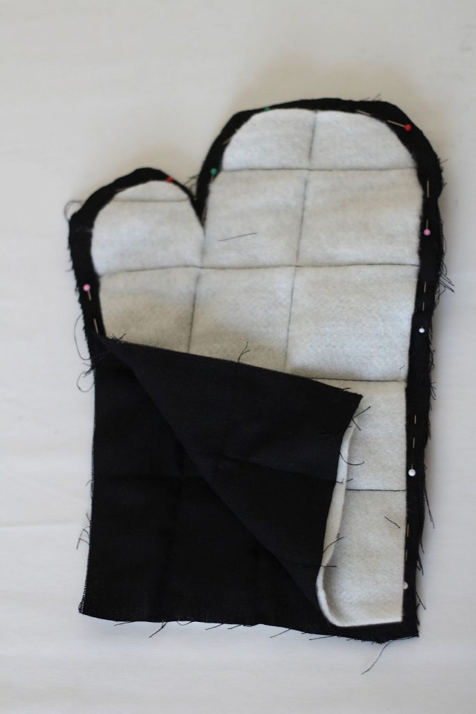 DIY Oven Gloves – Greenie Dresses For Less
